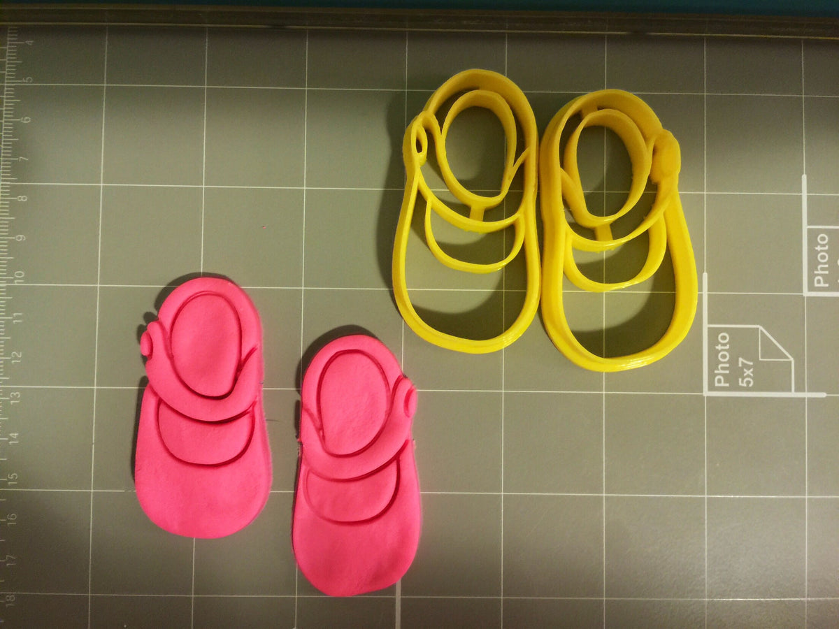 Baby Girl Shoe Cookie Cutter Set – Arbi Design - CookieCutz