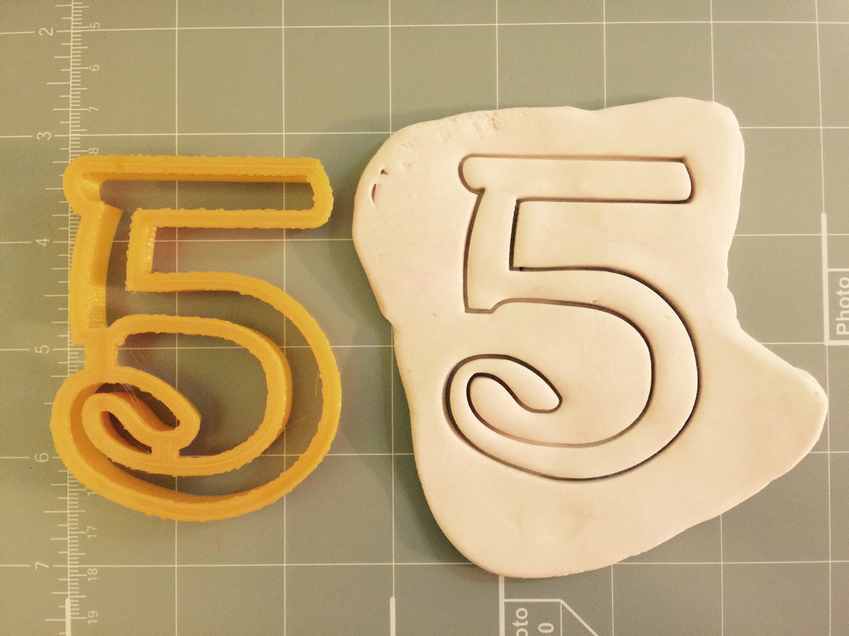 Number Five in Comic Font Cookie Cutter – Arbi Design - CookieCutz