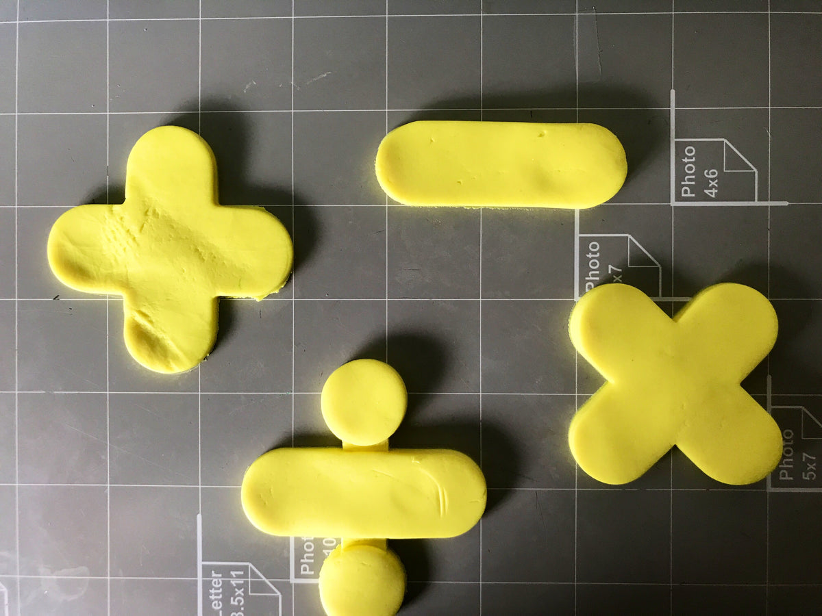 Math Signs and Symbols Cookie Cutters (Set of 4) – Arbi Design - CookieCutz