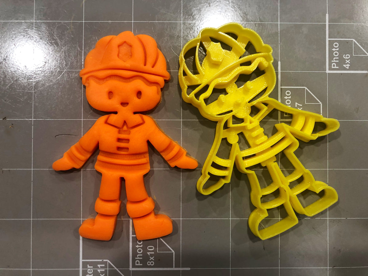 Firefighters Cookie Cutters (Set of 5) – Arbi Design - CookieCutz